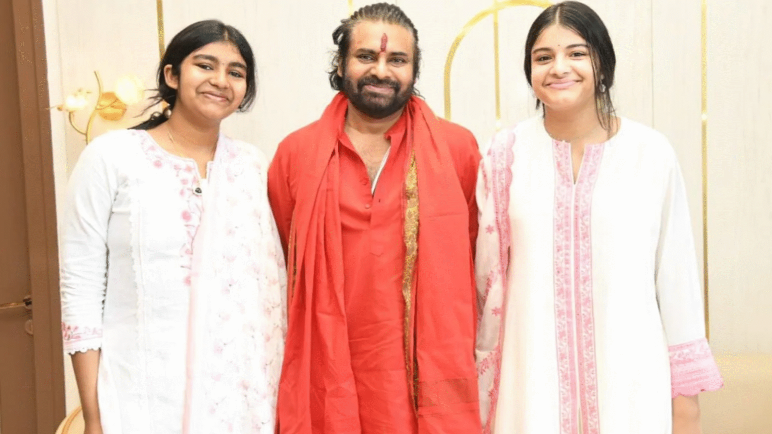 Pawan Kalyan Daughter Polena Anjana Pawanova Age, Date Of Birth ...